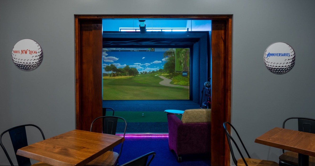 Portland Mini Golf Simulator & Gameroom | Birdie Pub
